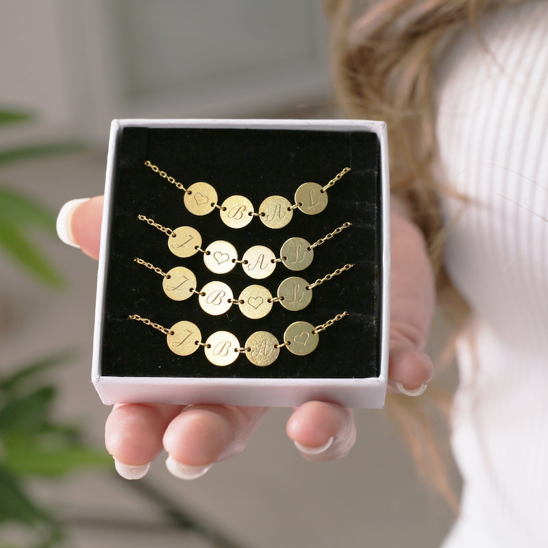 4 People Friendship Necklaces - Etsy