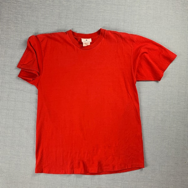 Red T Shirt - Etsy
