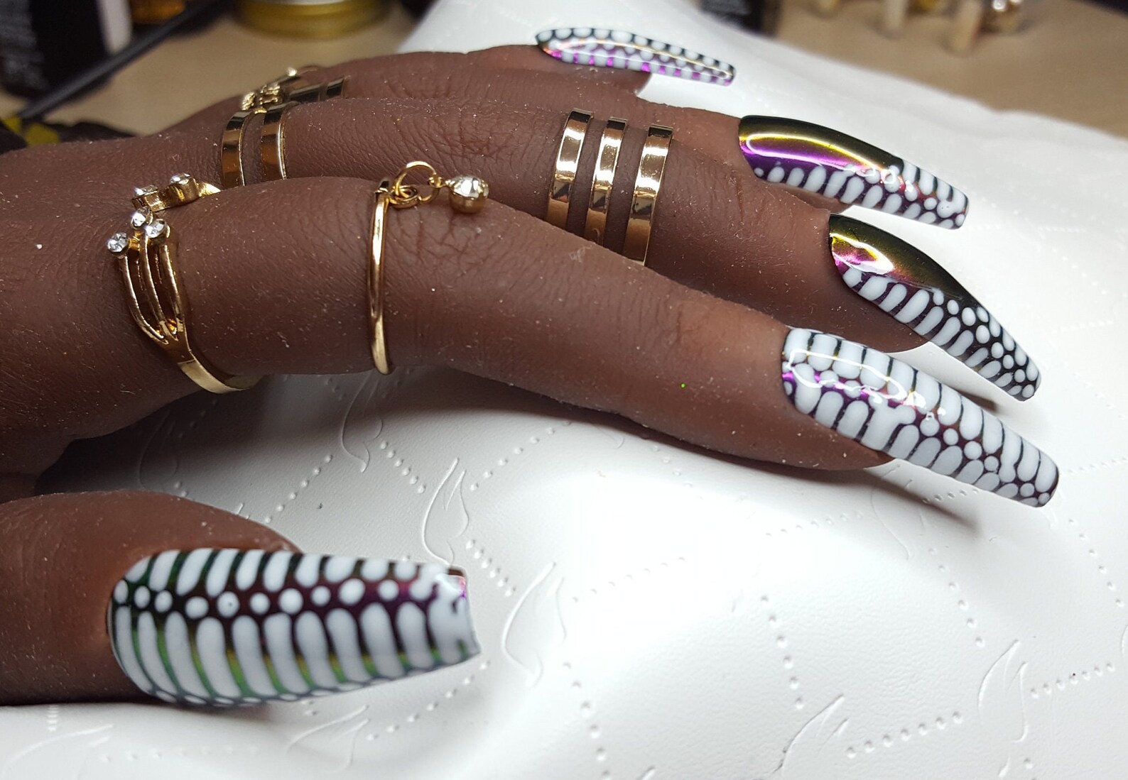 Snake Leather Imitation Press on Nails Set - Glue on Nails - Luxury ...