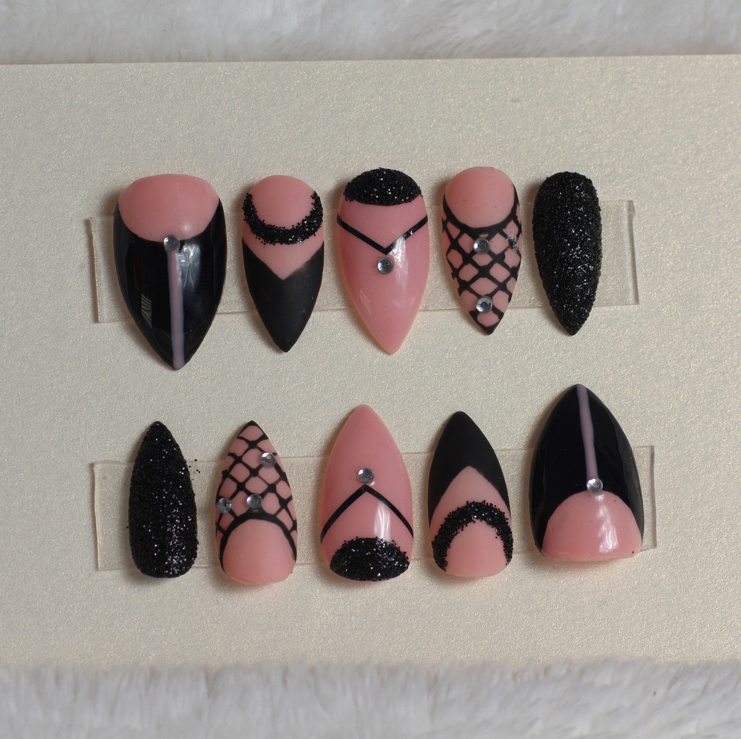 Hand Drawn Claws Press on Nails Set Kinky Pinky Glue on - Etsy