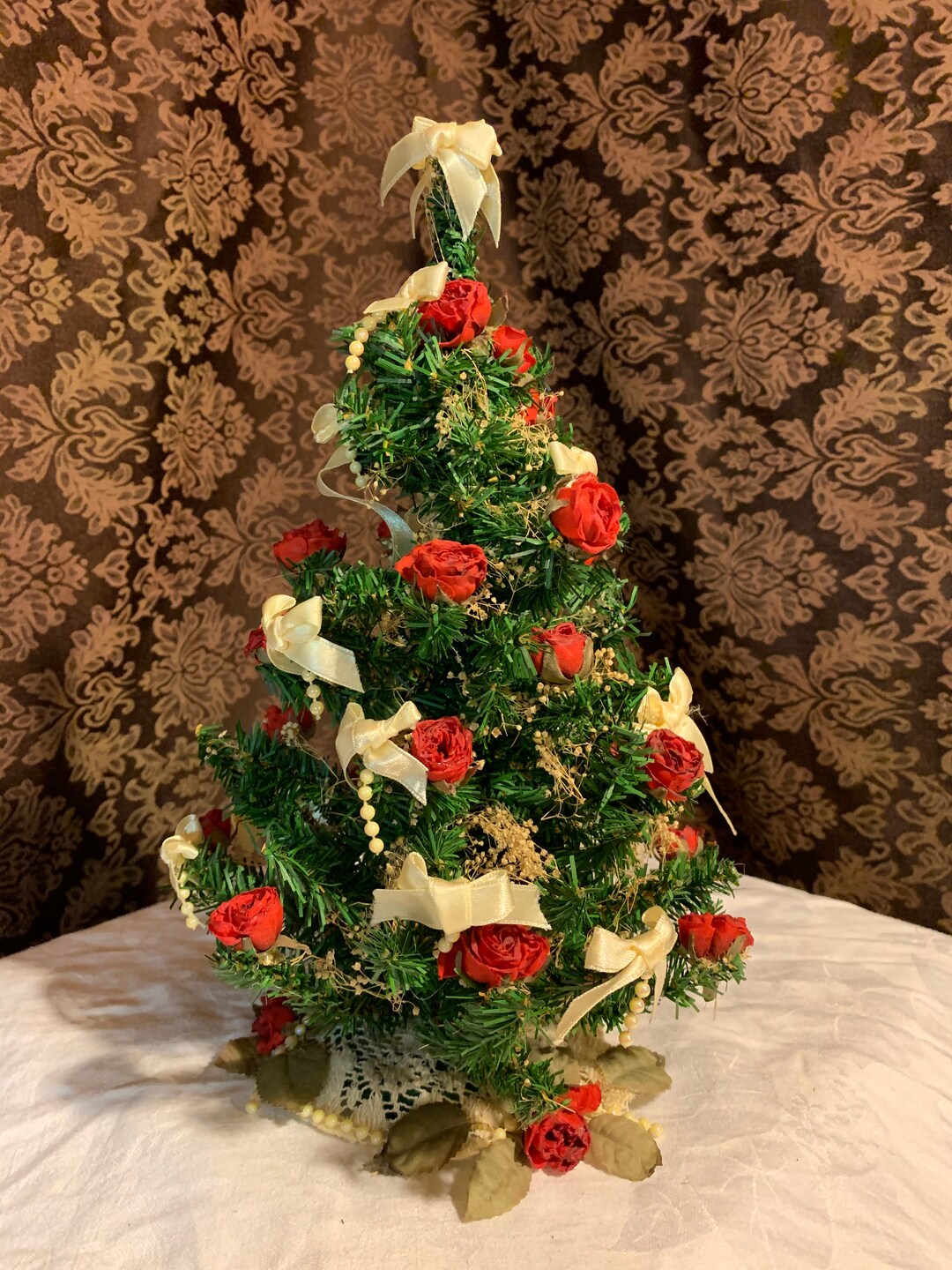 Vintage Handmade Red Roses, Cream Bows and Pearl Minature Christmas ...