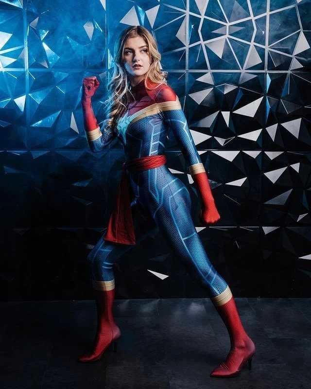 Supergirl Red Lantern Cosplay
