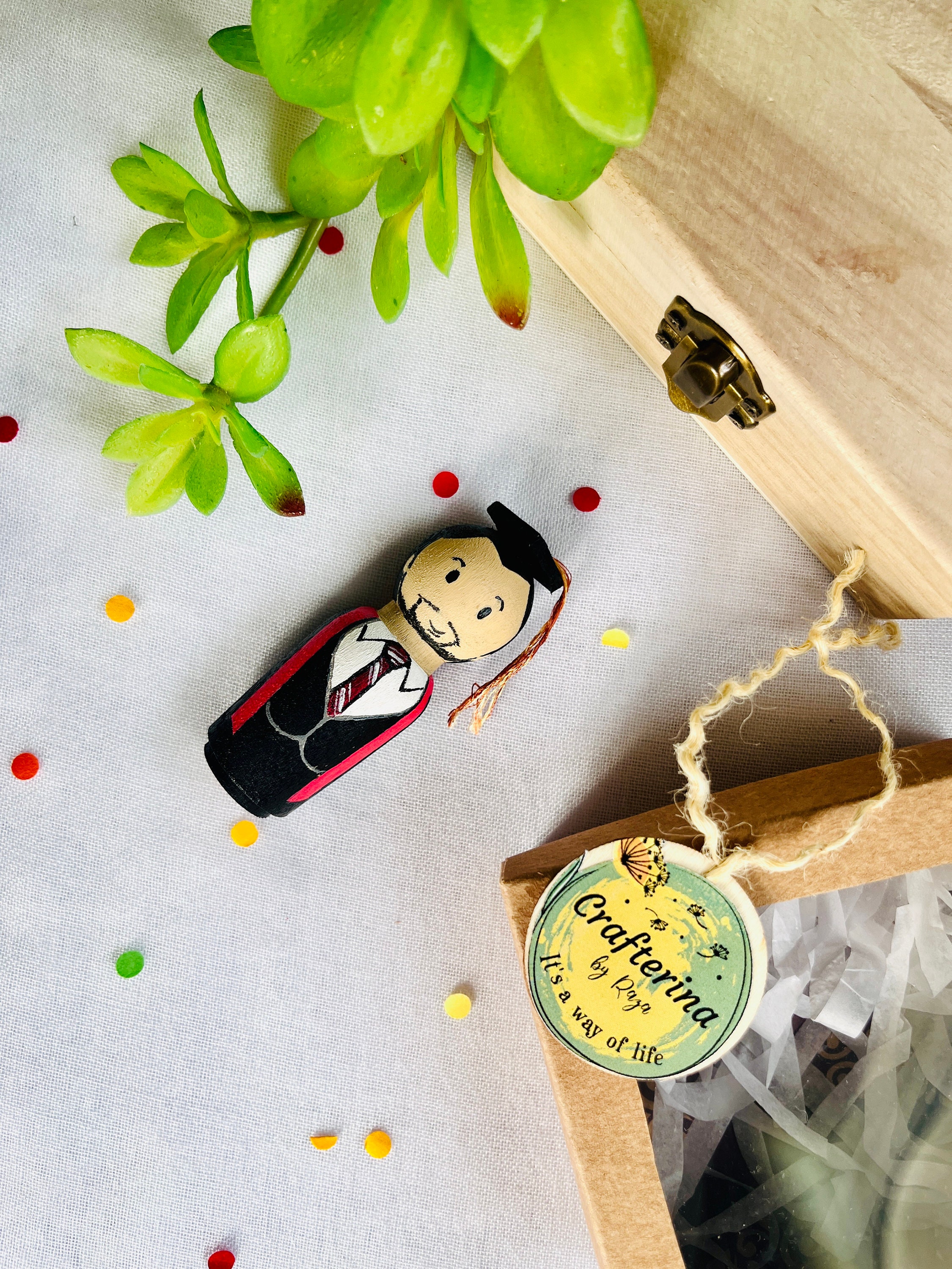 CUSTOM Graduation Cap and Cloak Peg Doll People Wooden Doll Graduate ...