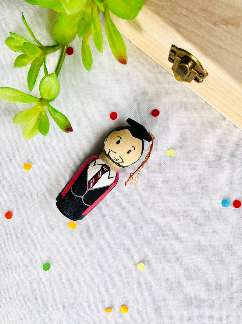 CUSTOM Graduation Cap and Cloak Peg Doll People Wooden Doll Graduate ...