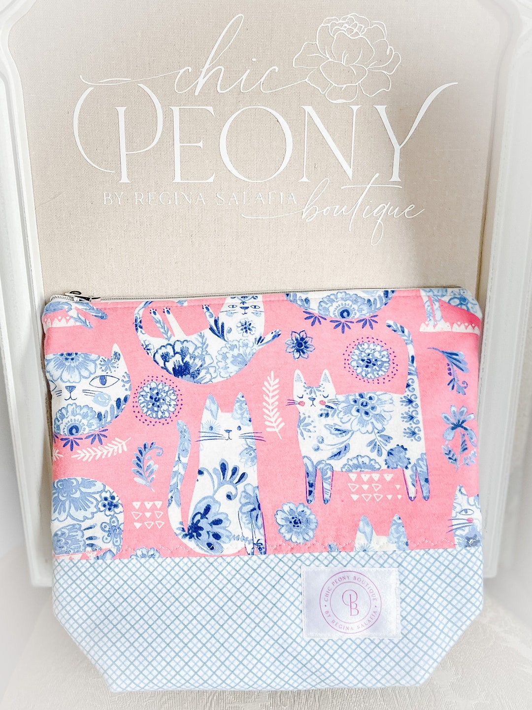 Handmade Blue and White Delft Pattern Cat, Knitting/crocheting/cross ...