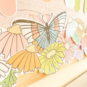 Retro Spring Bulletin Board Set: Butterfly & Flower Classroom Decor ...