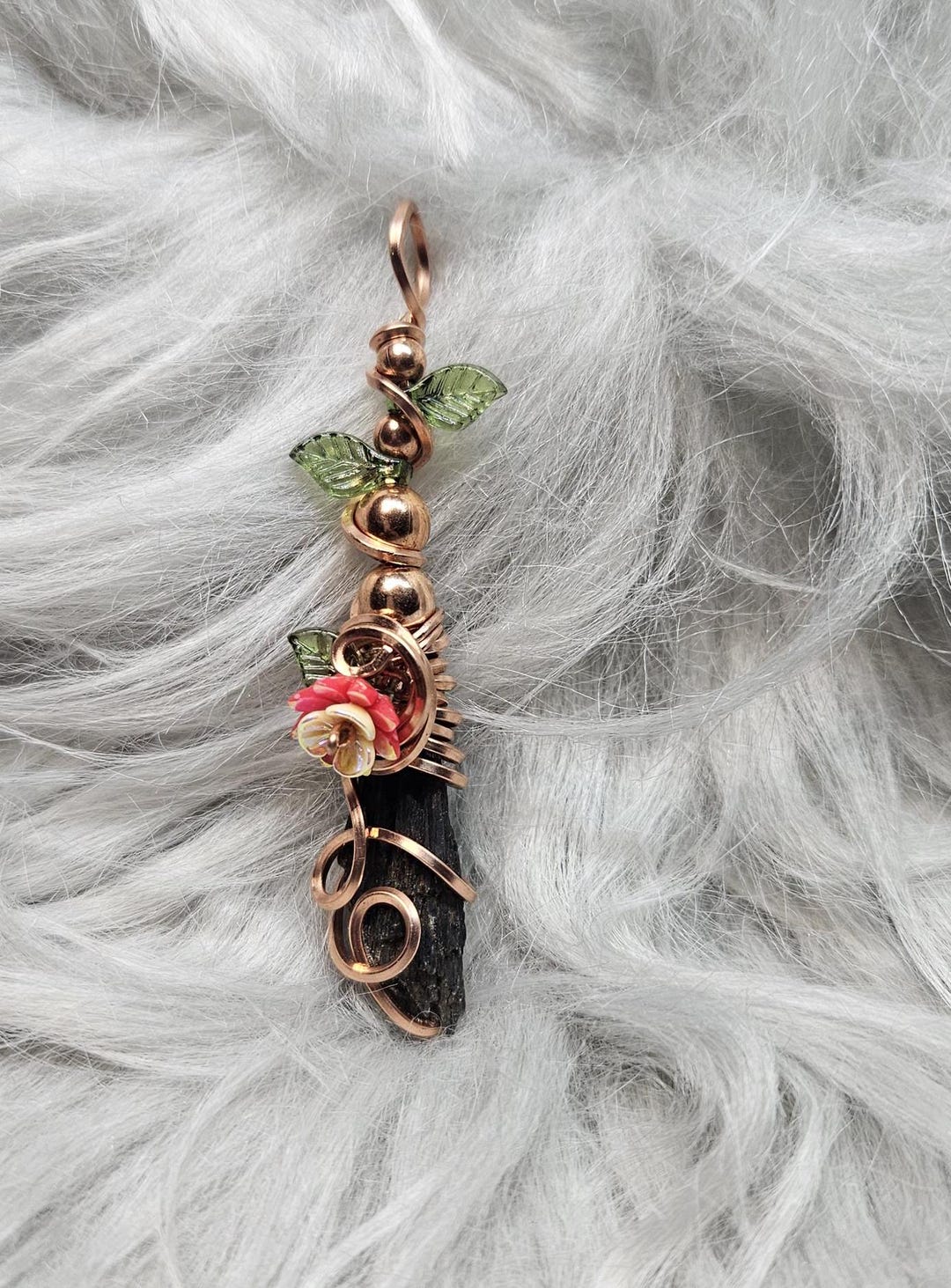 Green Witches Broom. Copper and Black Kyanite - Etsy