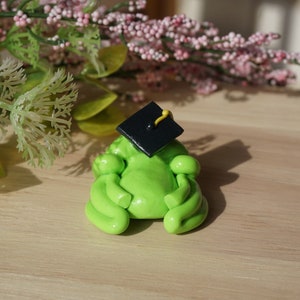 Graduation Frog Figurine- Handmade Polymer Clay Figurine/decoration ...