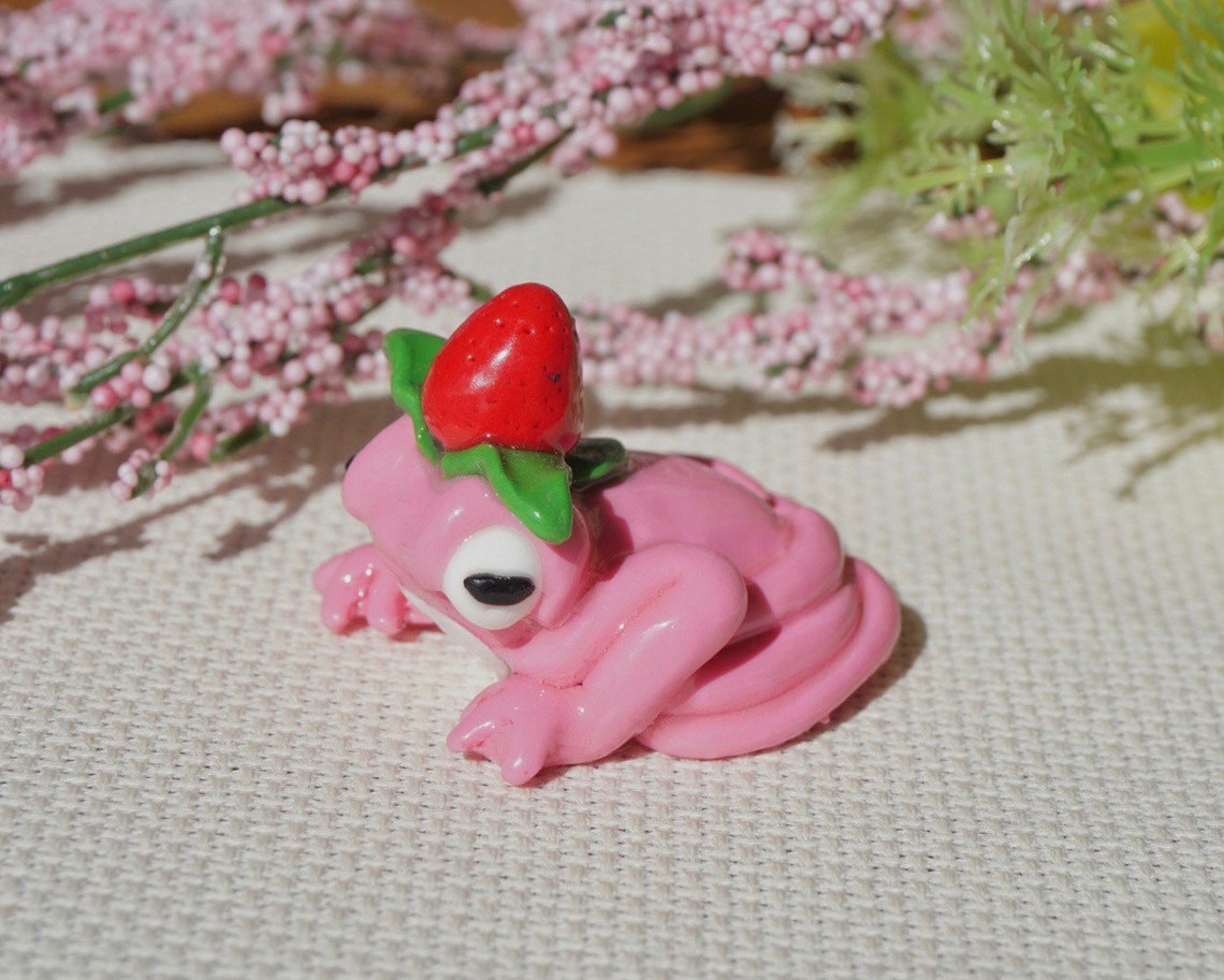 Strawberry frog handmade polymer clay figurine/decoration | Etsy