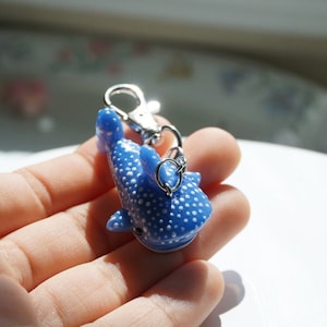 Whale Shark Keychain- Handmade Polymer Clay Keychain - Etsy