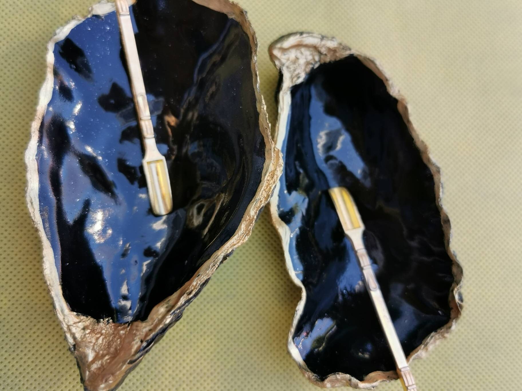 Oyster Shell Condiment Dish. Black Enamel With Gold Trim. - Etsy UK