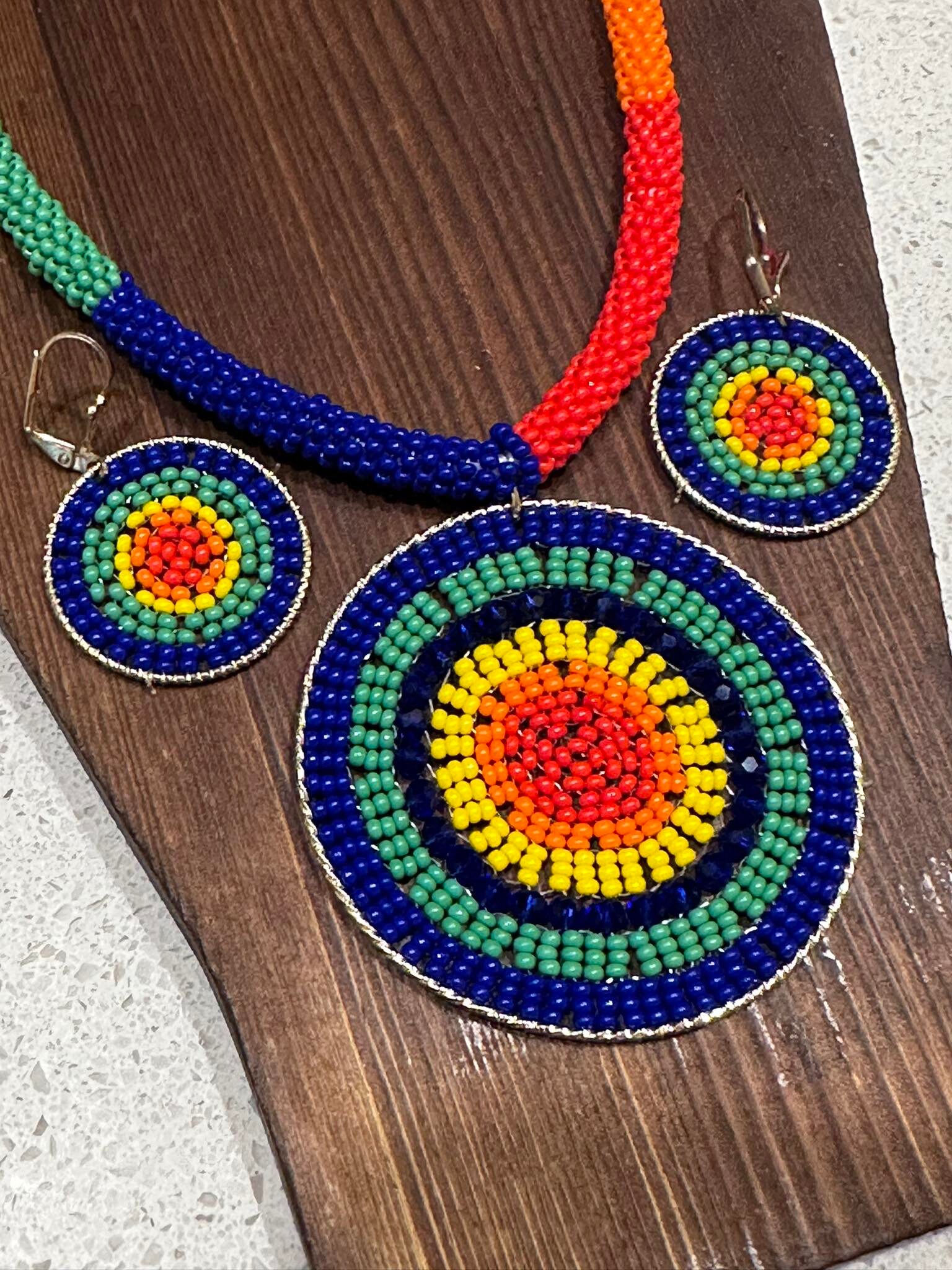 Piaroa Indigenous Handicrafts and Beaded Jewelry Glass Beads Necklace ...