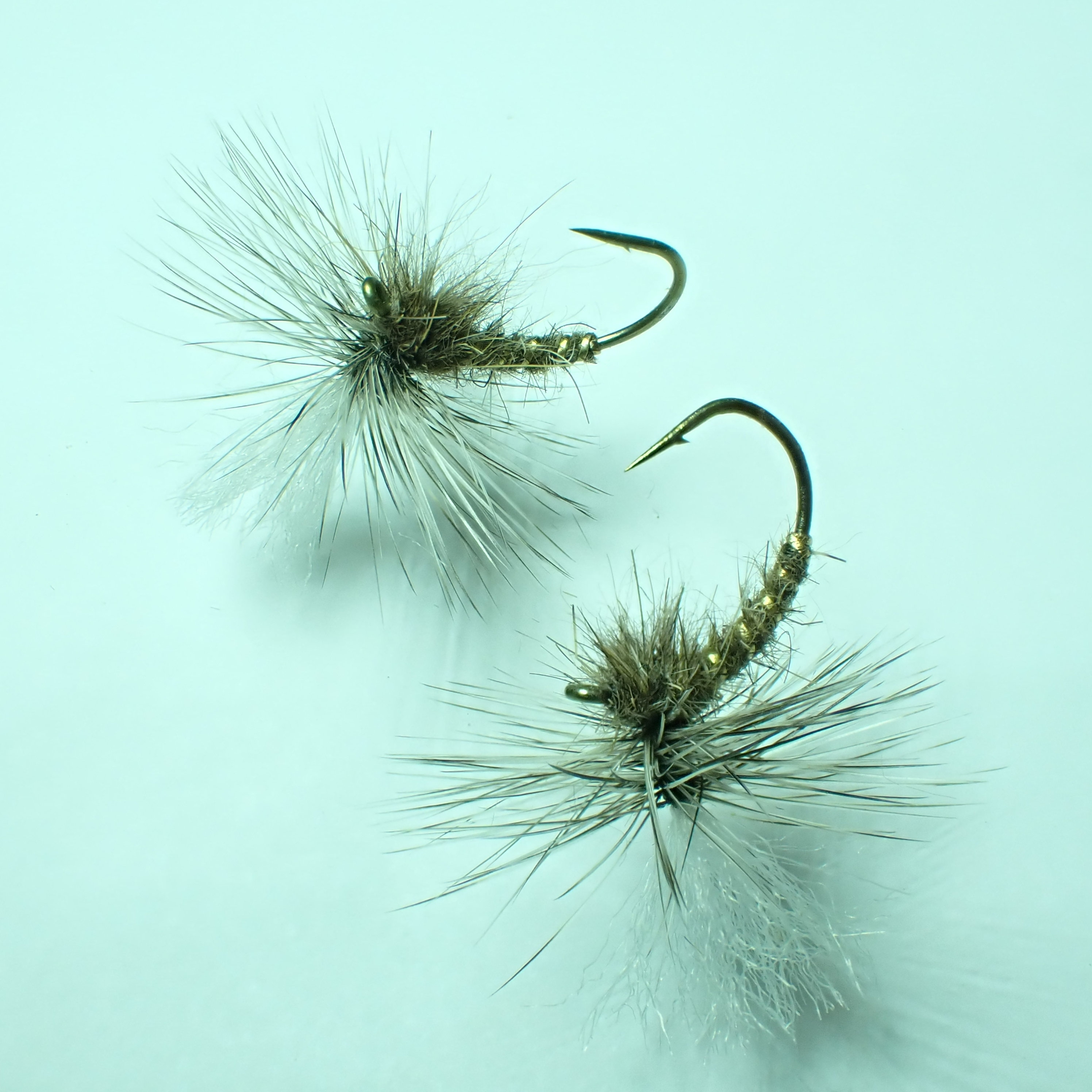 Hare's Ear Parachute Emerger, Barbed Fishing Fly, for Trout and Other ...