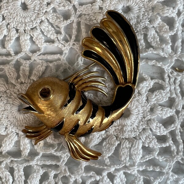 Koi Fish Brooch - Etsy