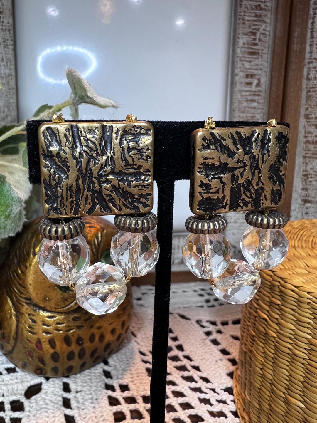 Dabby Reid Vintage Clip on Earrings/goldtone/bronze Hammered With ...