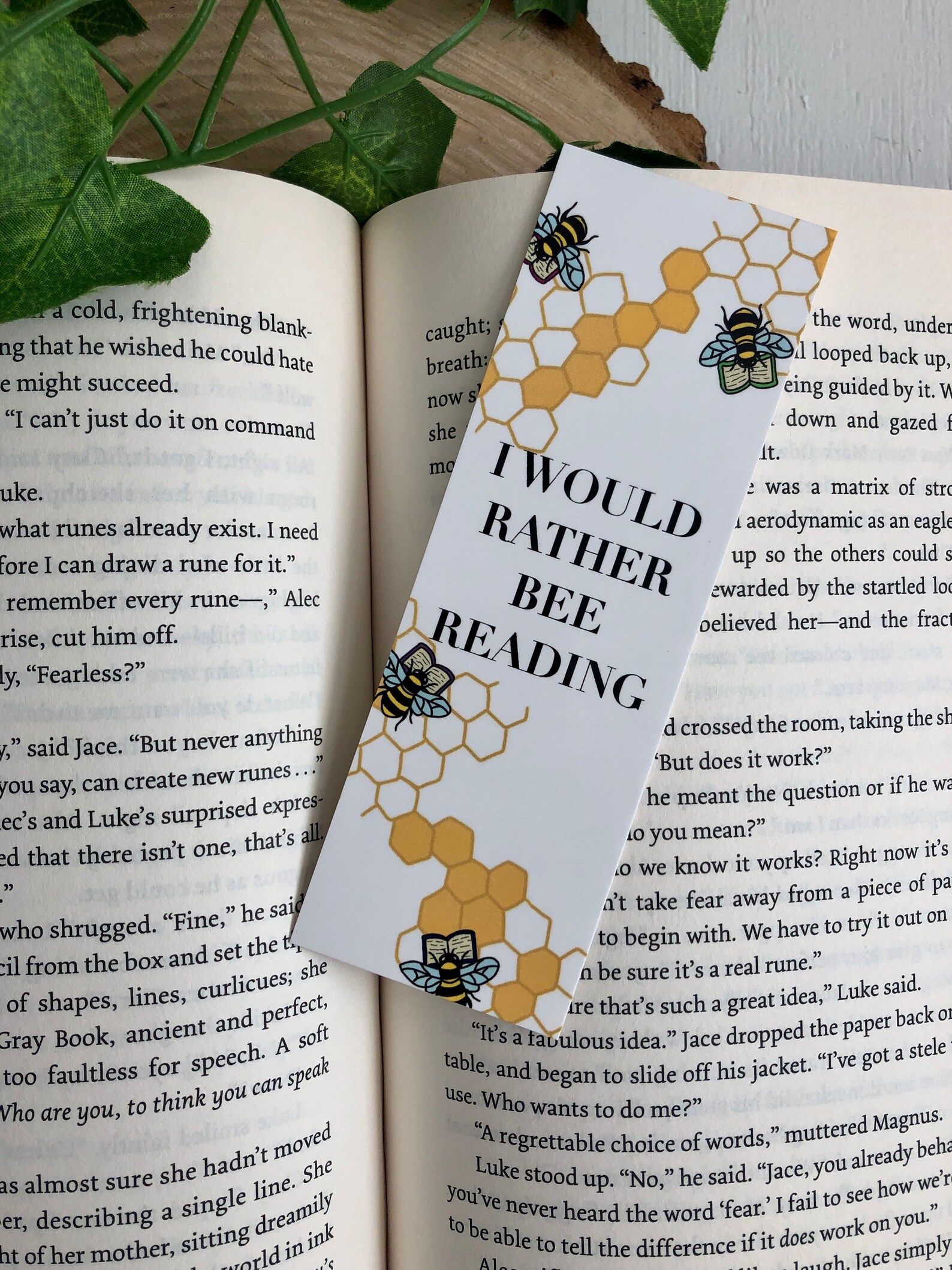 Bee Reading Bookmark - Etsy