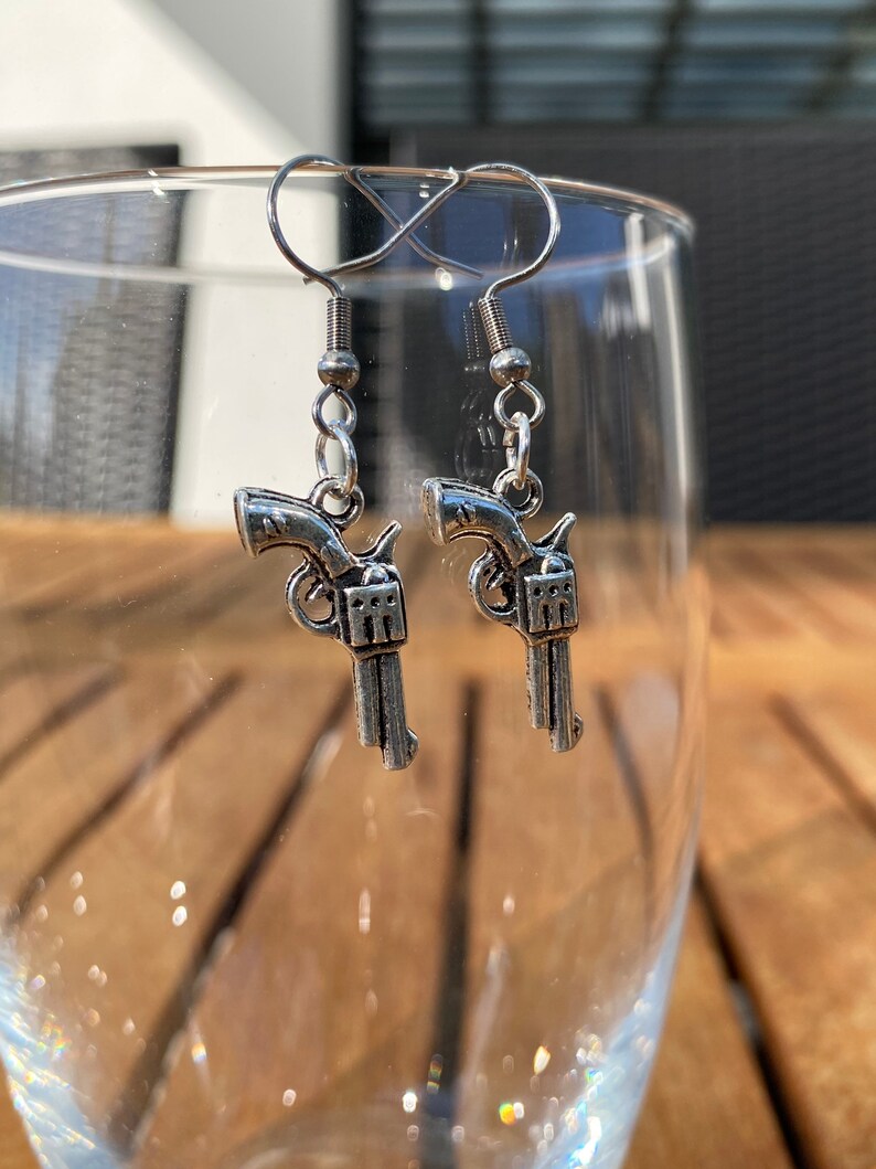 Gun-Earring / Pistolen-Ohrring aus 304 Edelstahl Farbe: | Etsy