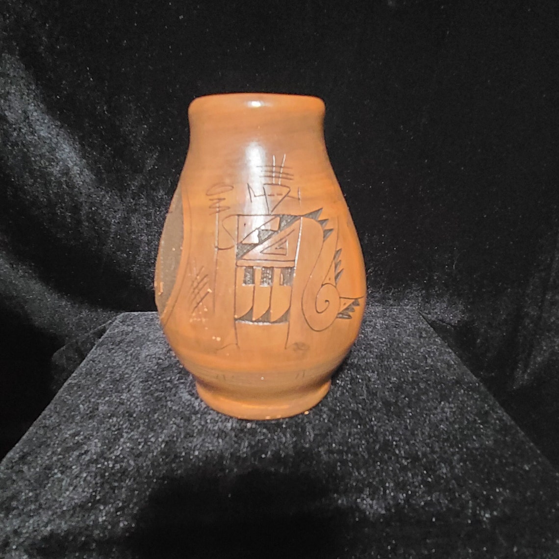 Mitchell Blackhorse Dineh Navajo Native American Etched Red Clay Vase ...