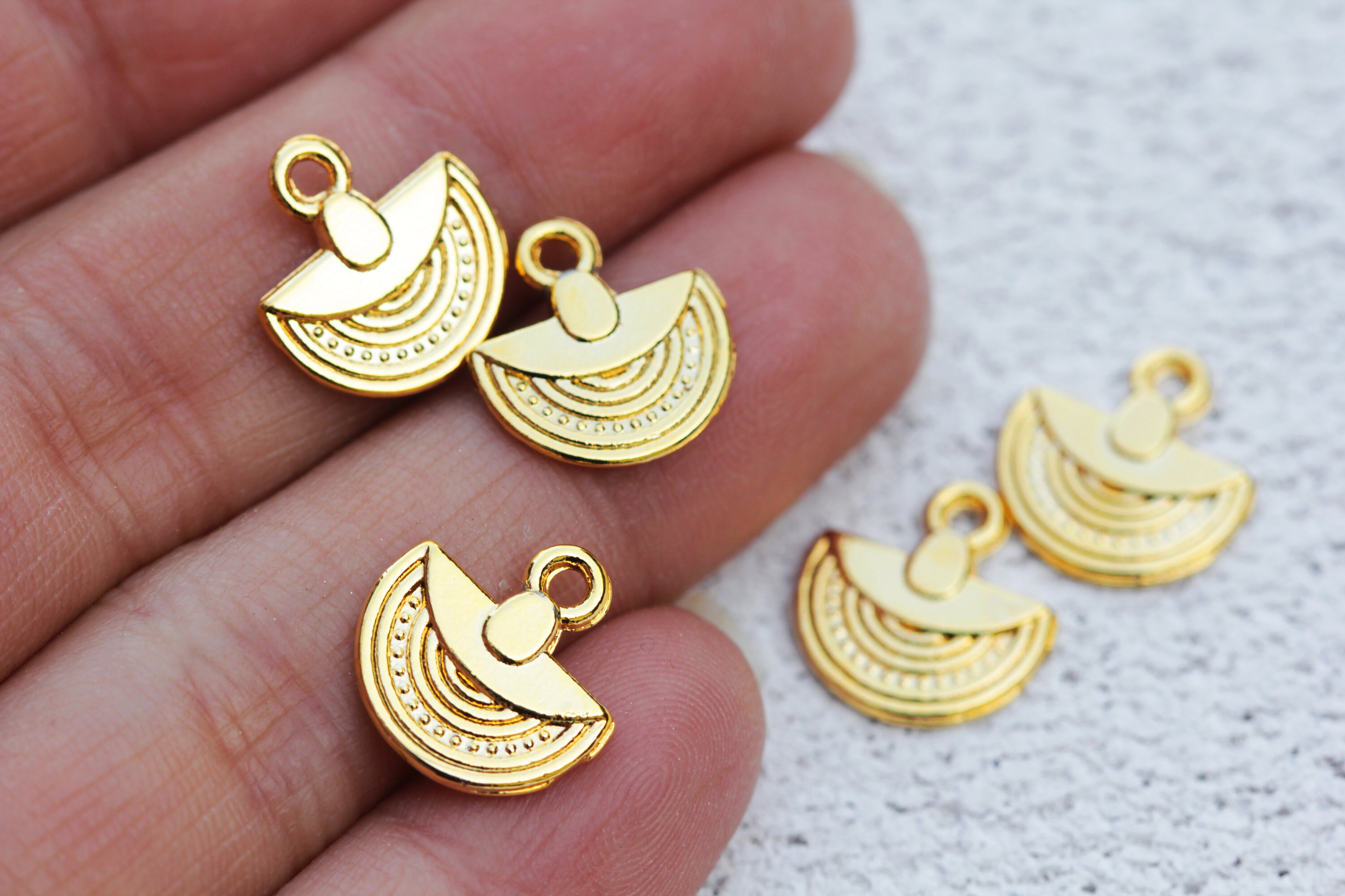 Gold Plated Aztec Pendant, 13mm Metal Half Moon Pendant Charm 5 Pcs ...
