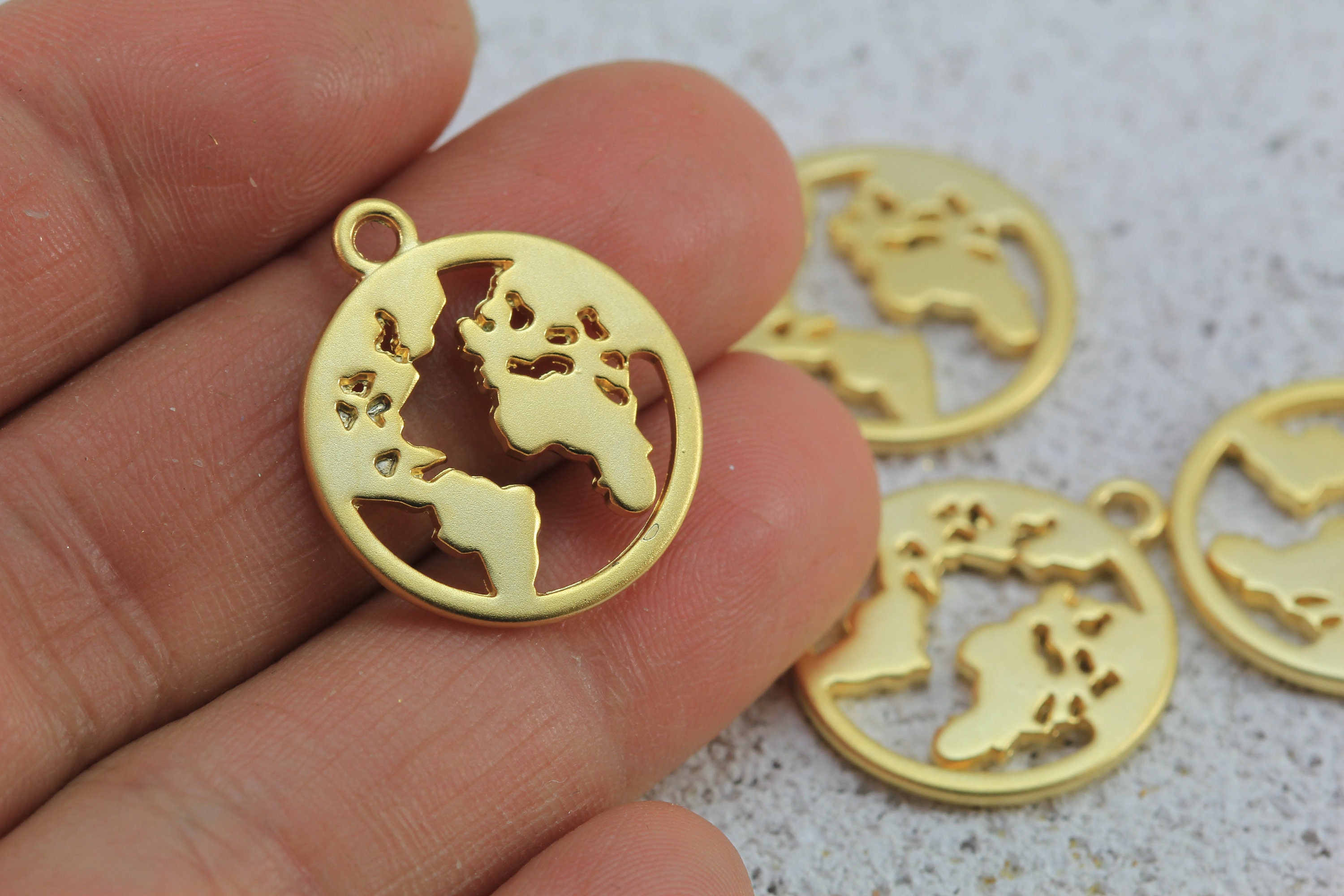 Gold Plated World Map Pendant 21mm Metal World Globe Pendant - Etsy