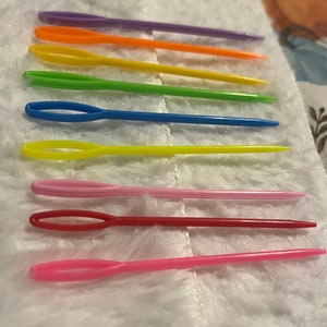 Plastic Yarn Sewing Needles | Darning Needles | Wreath Mesh Needle ...