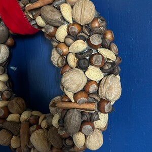 Holiday Nut Wreath | Natural Acorn Wreath | Cinnamon & Nuts | Natural ...