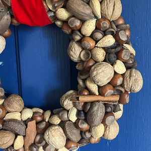 Holiday Nut Wreath | Natural Acorn Wreath | Cinnamon & Nuts | Natural ...