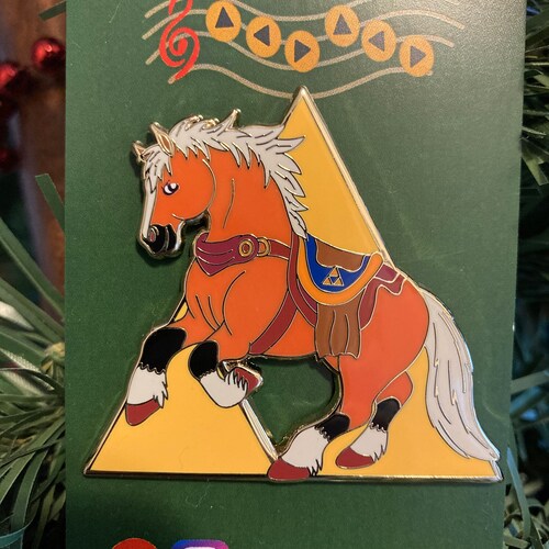 Legend of Zelda Wind Waker Mirror Shield Hard Enamel Pin - Etsy