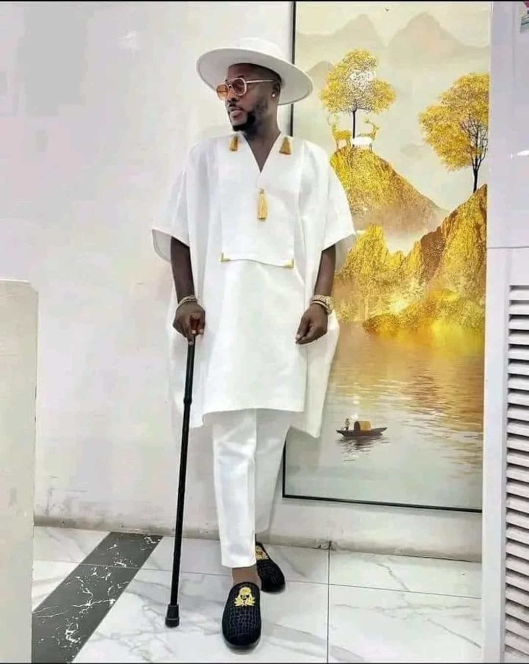 Fola Item_051 African Men Dashiki/men Clothing/groomsmen Outfit/dashiki ...