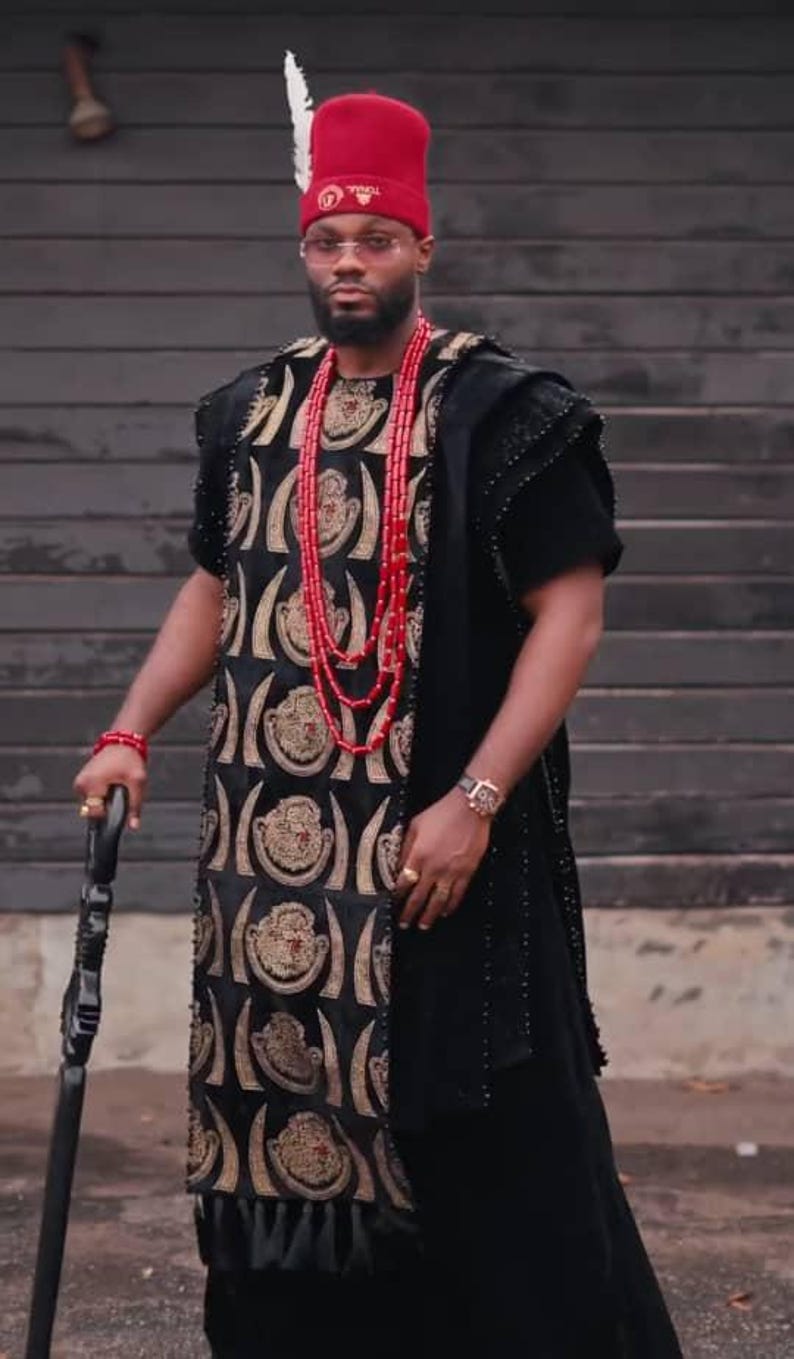 Igbo Traditional Isiagu Outfit for Men: Nigerian Chieftaincy Attire ...
