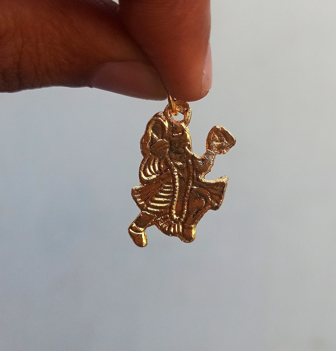 Lord Hanuman Pendant Hindu God Hanuman Golden Locket India - Etsy
