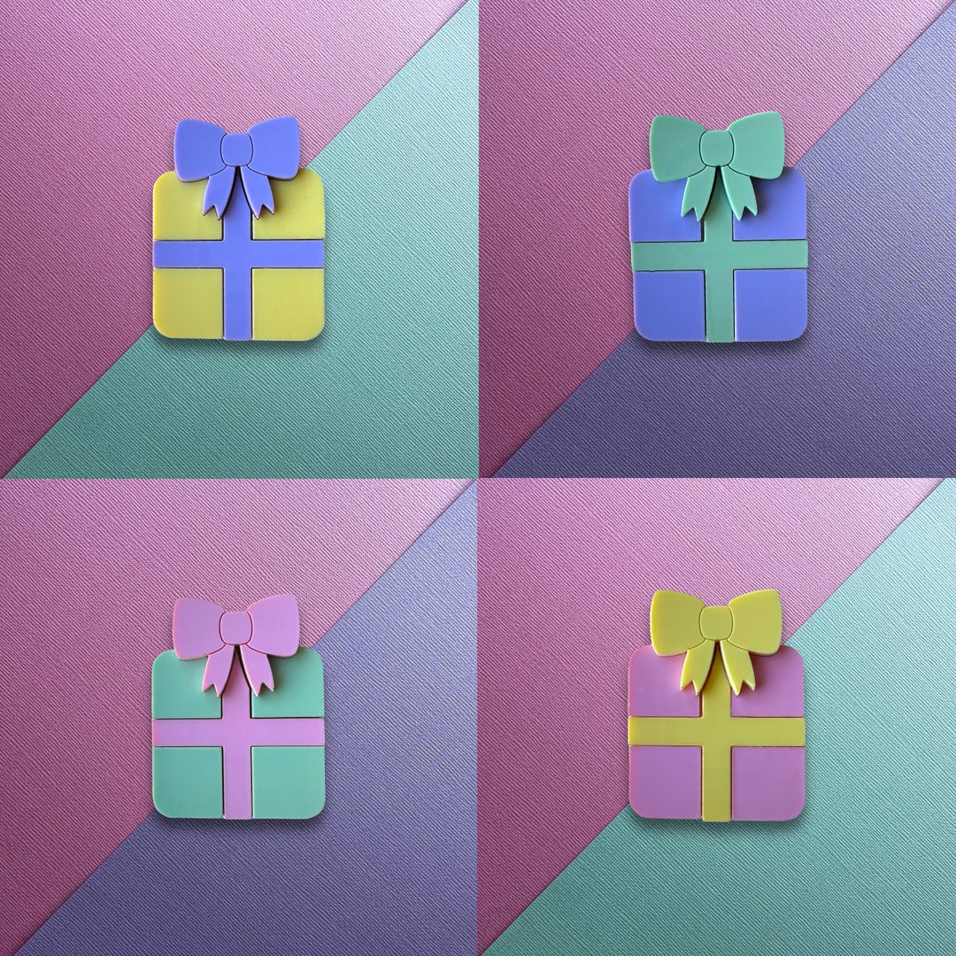 Christmas Present Brooch Pastel Kawaii Brooch - Etsy