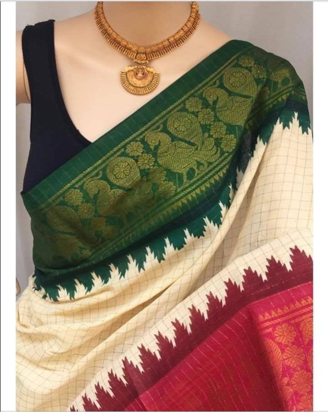 Madurai Sungudi Saris de algodón puro con cuadros zari por todas partes ...