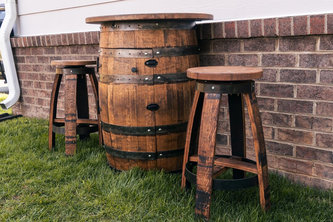 3/4 Whiskey Barrel Bar Table With Stools - Etsy