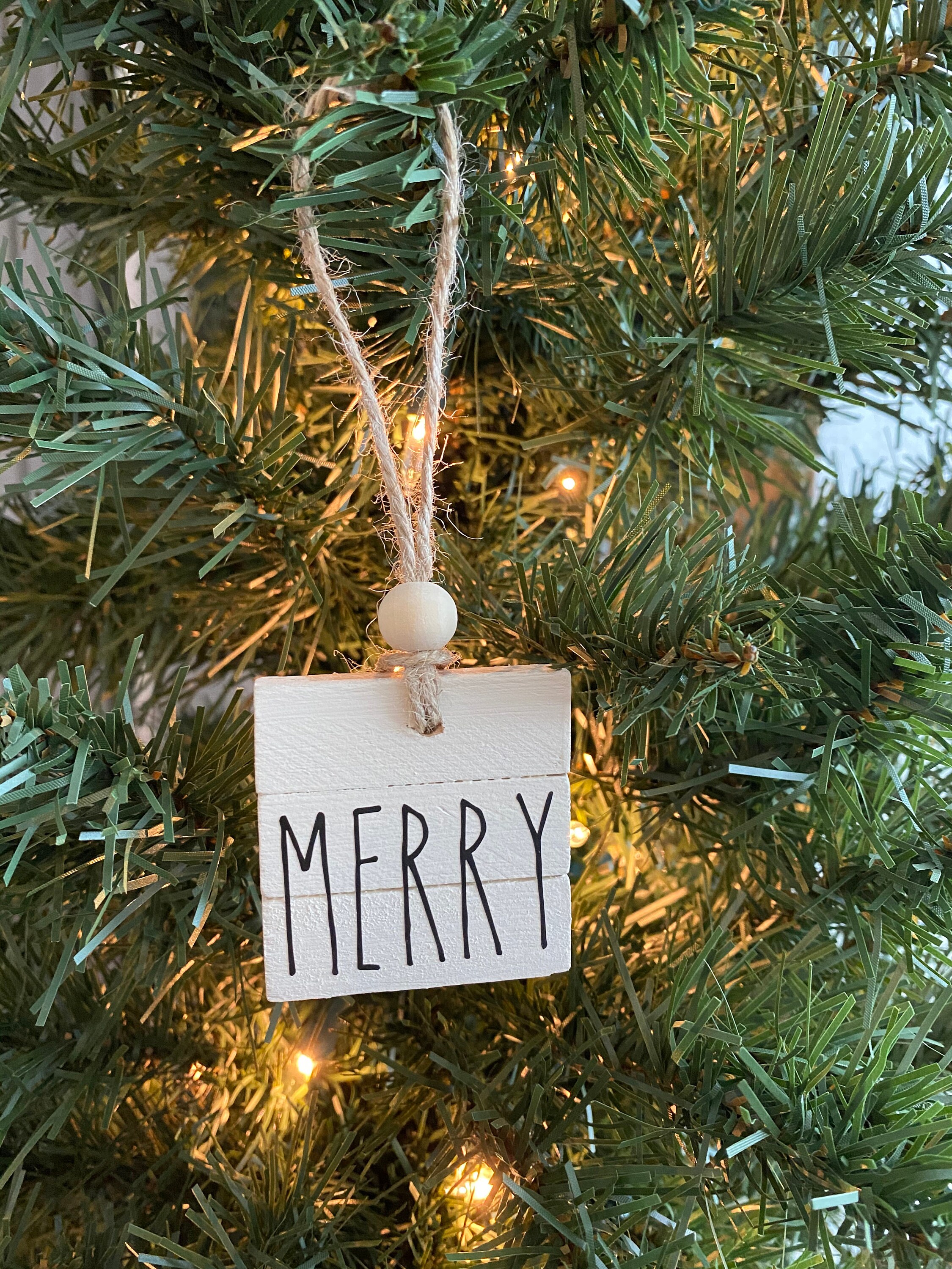 Rae-Dunn inspired shiplap style wood ornaments - Etsy.de