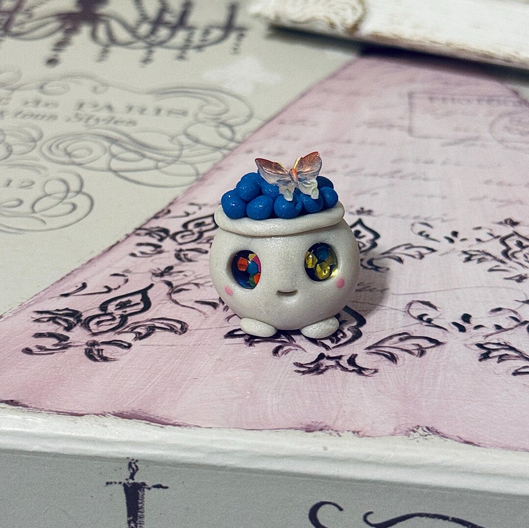 Lynn the Fairy Potion Cauldron Clay Sculpture - Etsy