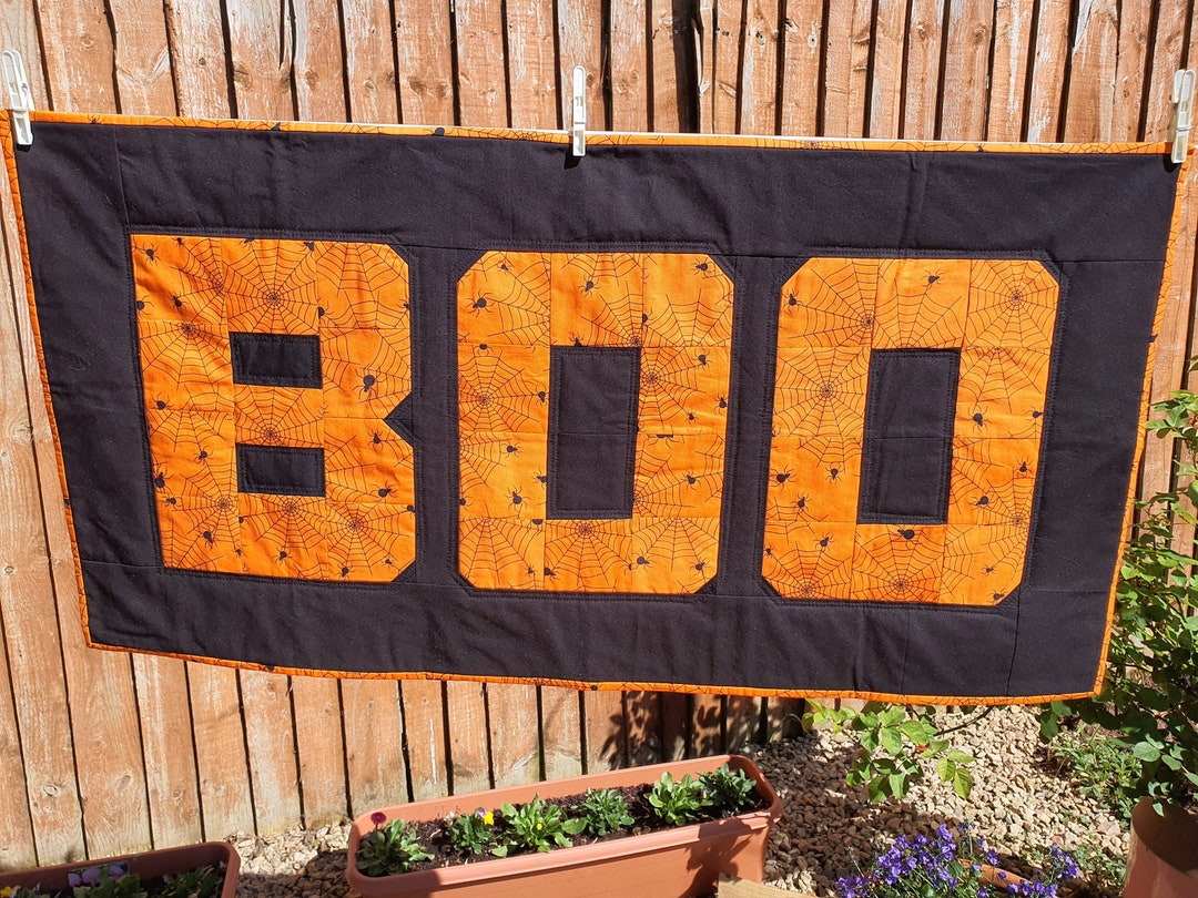 Quilted Halloween 'boo' Table Topper - Etsy
