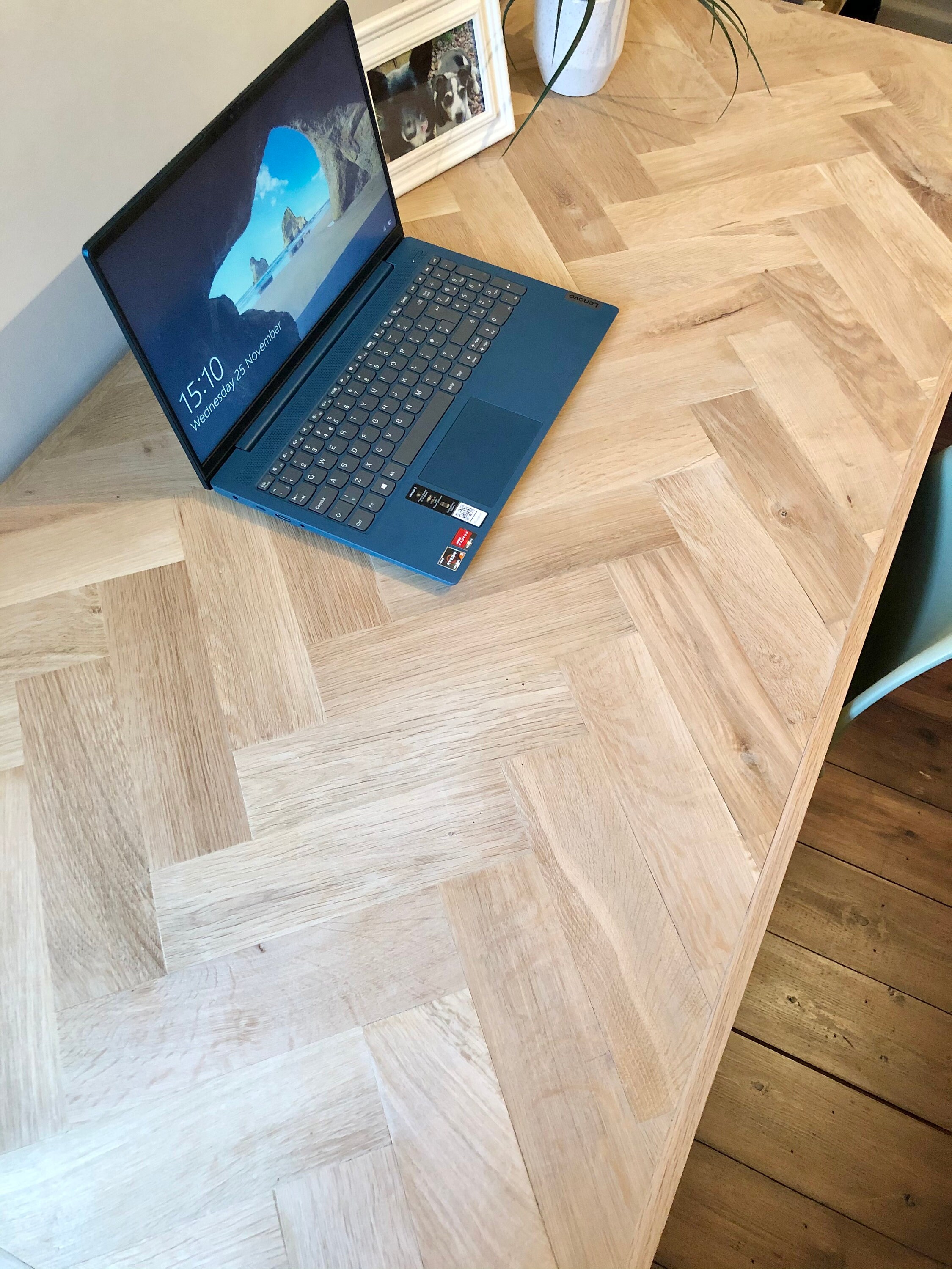 Solid oak parquet home office desk with hairpin legs | Etsy