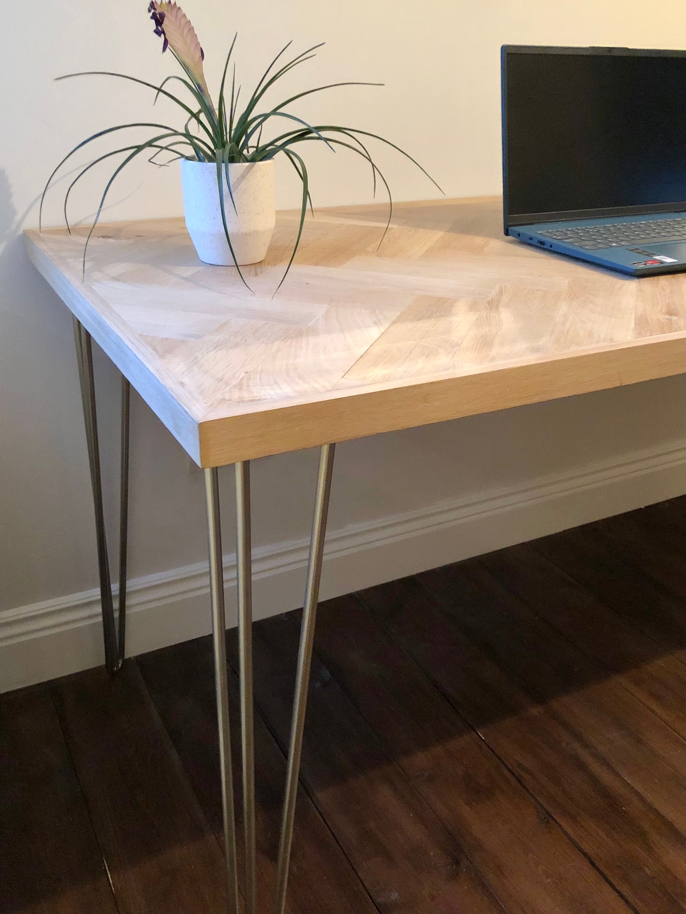 Solid oak parquet home office desk with hairpin legs | Etsy