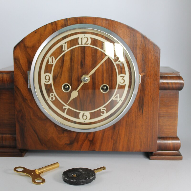 Vintage Mantel Clock - Etsy