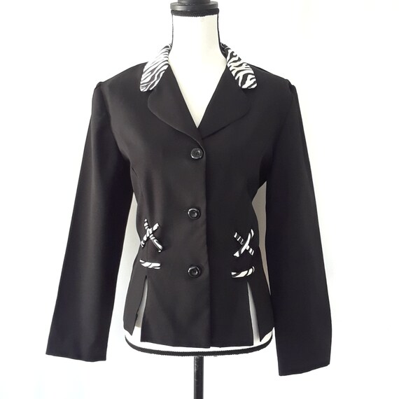 1990s Vintage Sweet Suit Zebra Print Satin Collar Tai… - Gem