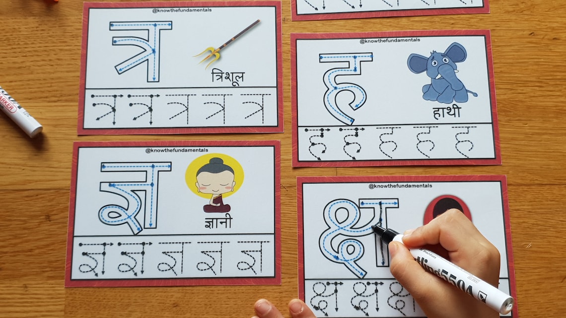 Hindi Alphabet Letter Tracing Flashcards | Write and Wipe Hindi Letter ...