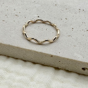 Dainty Wavy Ring 14K Gold Filled Wave Ring Gold Simple Squiggle Ring ...