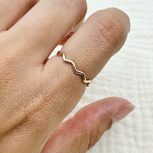 Dainty Wavy Ring 14K Gold Filled Wave Ring Gold Simple Squiggle Ring ...