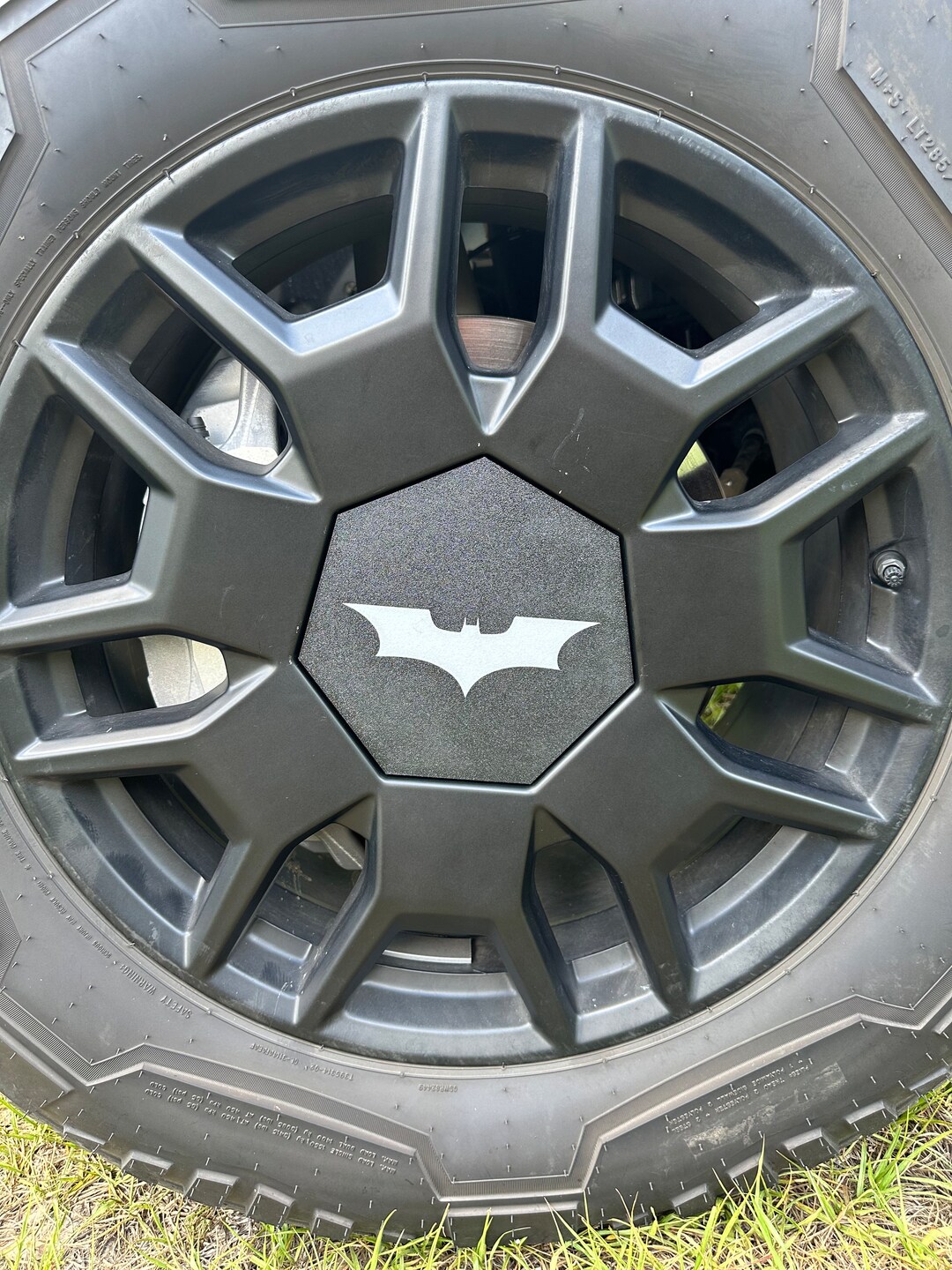 Tesla Cybertruck Hub Cap Set of 4 Batman Logo Tesla Cybertruck Hubcap ...