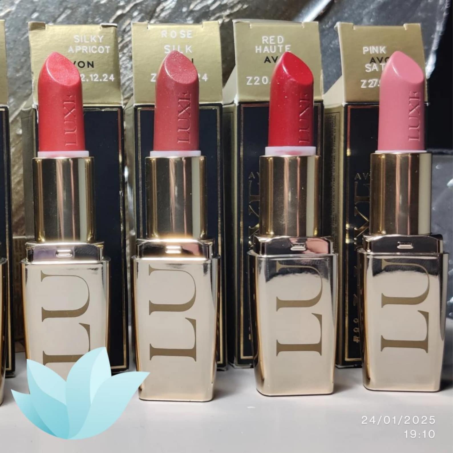Avon Luxe Couture Crème Lipstick | Full Size | All Shades - Etsy