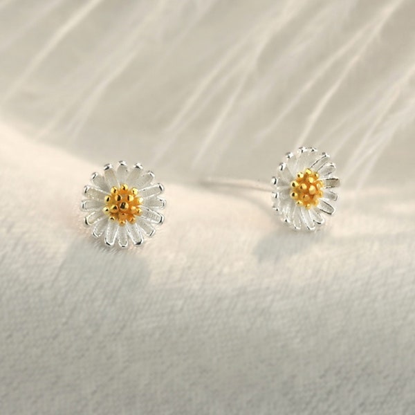 Daisy Earrings - Etsy