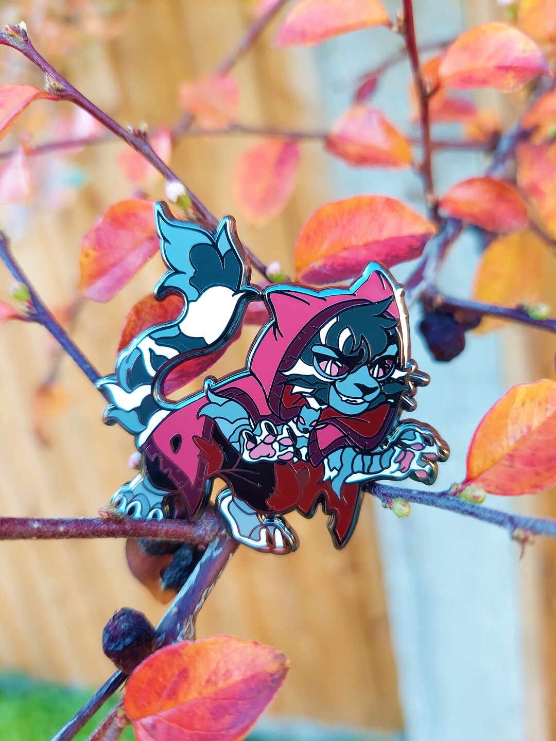 LE Hawthorn the Creepy Potionseller Cat Enamel Pin potionseller 14 ...