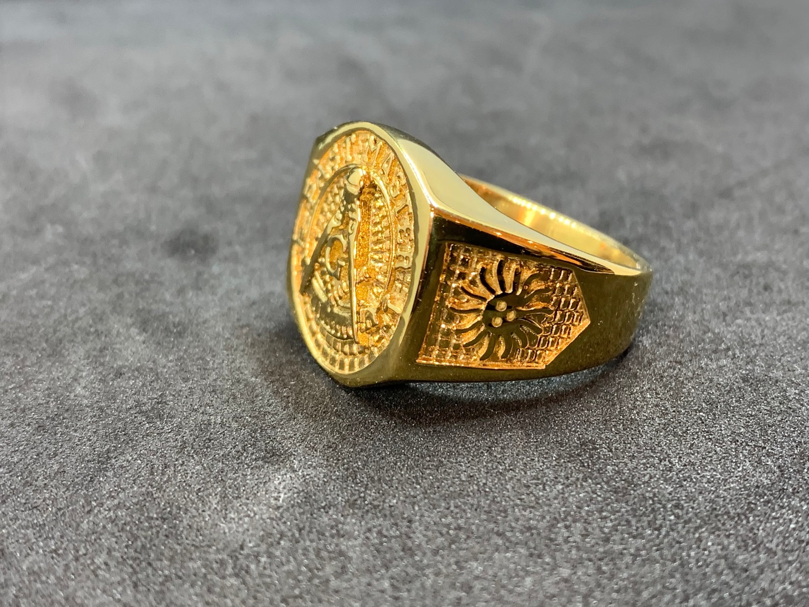 Masonic Past Master Men’s Stainless Steel Gold Colour Ring Degree ...