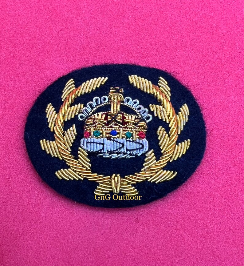 Kings Crown WO2 Crown and Wreath Mess Dress Badge WO2 Hand Embroidered ...